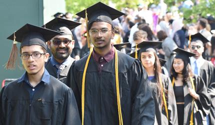 0412_Comm_GroupStudents_BC.jpg | The City College of New York